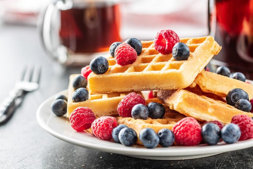 Domácí vafle, které si zamiluje každý. S čokoládou, jablky nebo sýrem a ...